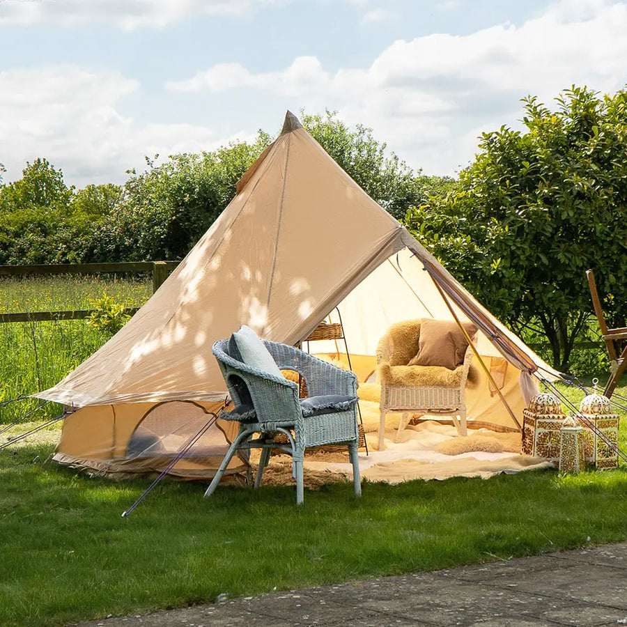 Classic Bell Tent – Boutique Camping